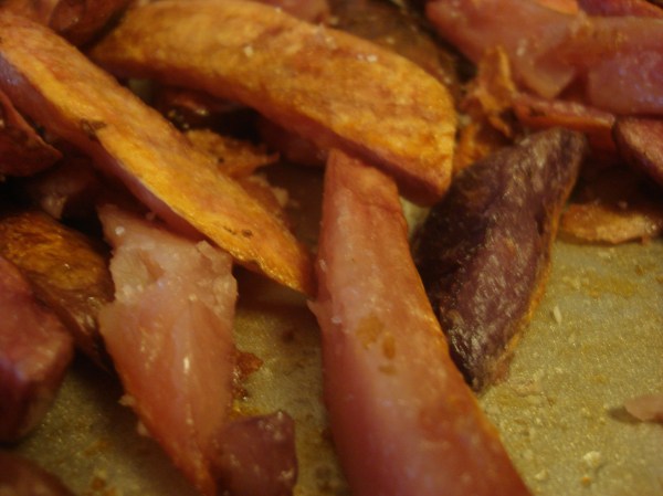 Rustic Fries – in the Oven! | Hot, Cheap & Easy