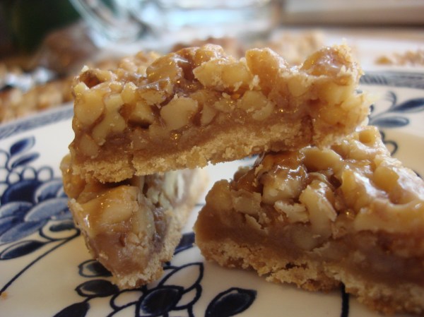 Walnut Toffee Triangles (freezeable, portable holiday deliciousness ...